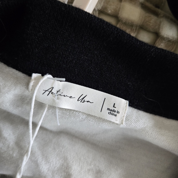 Active USA | Sweaters | Active Usa Black White Collared Knit Crop Top ...